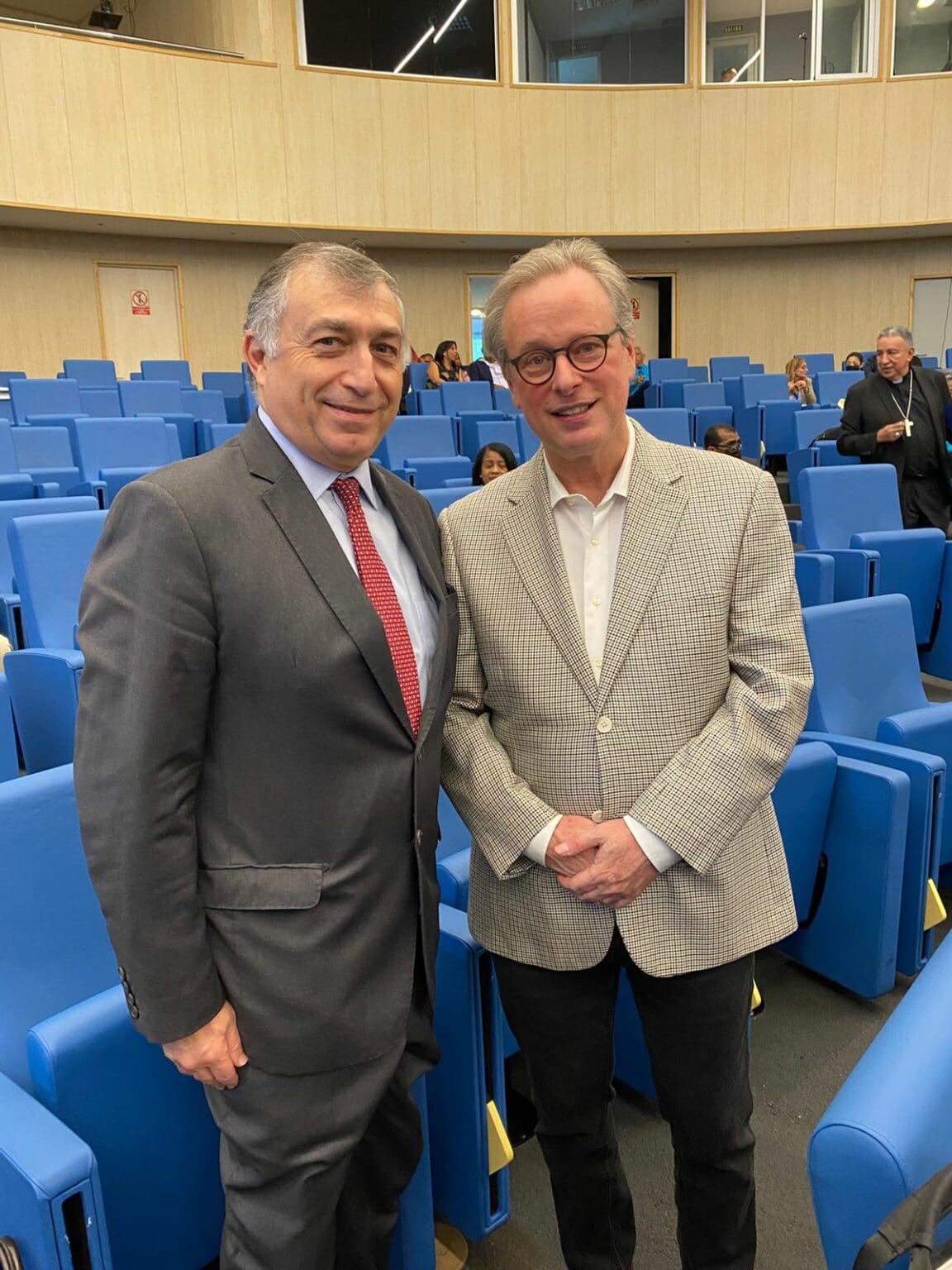 Alan Perelis se reunió con comisionado para el combate al antisemitismo ...